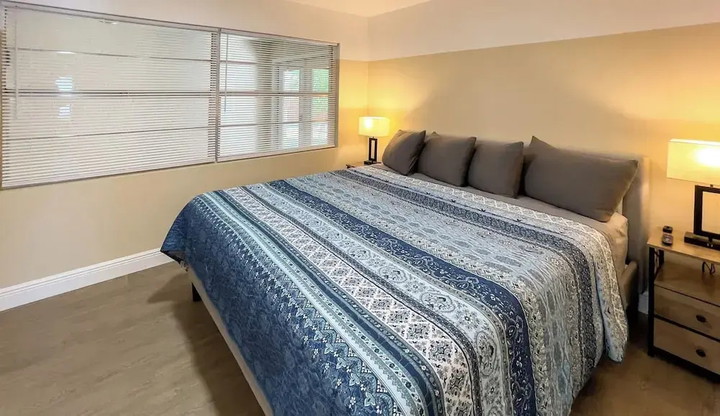 Triluxe Inn & Studios - Sanibel Island, FL