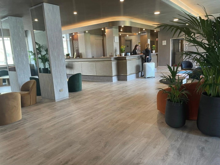 Hotel Embassy Pero - Rho, İtalya