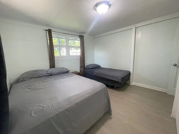 Urban Oasis In Heart Of City-large Yard - O‘ahu, HI