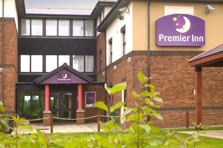 Premier Inn Livingston - M8 Jct3 - Livingston