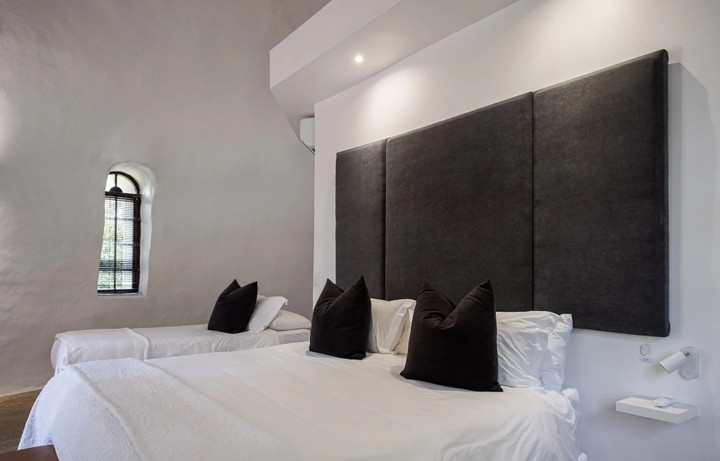 Stellenhof Guesthouse - Addo