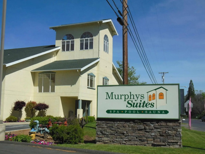 Murphys Suites - California