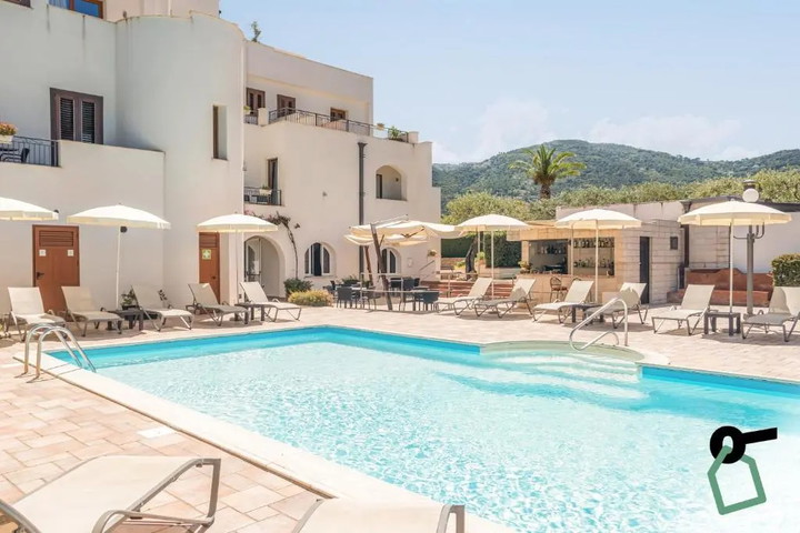 Hotiday Cefalù Mazzaforno - Cefalú