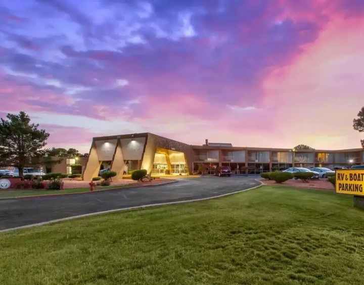 Scenic View Inn - Lake Powell - Page Az - Page, AZ