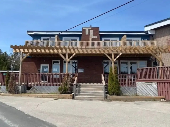 Tobermory Inn & Suites - Tobermory