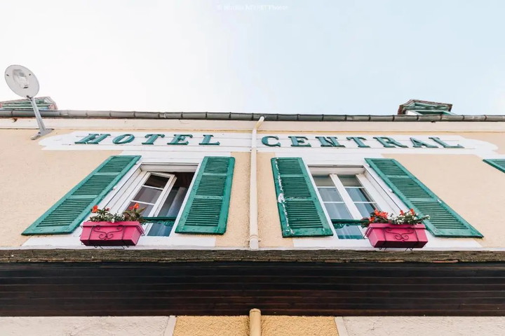 Hôtel Restaurant Le Central - Creuse