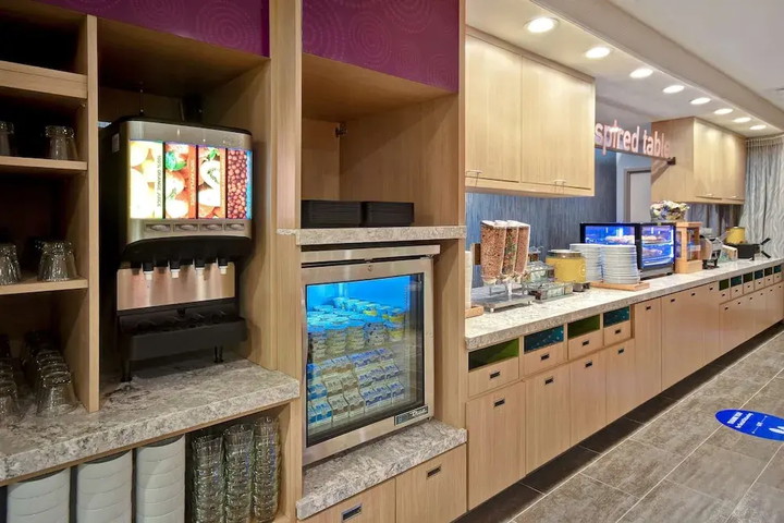 Home2 Suites By Hilton Eau Claire South - Eau Claire, WI