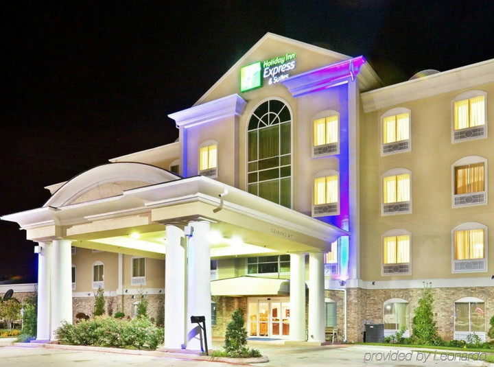 Comfort Inn & Suites Denison - Lake Texoma - Pottsboro, TX