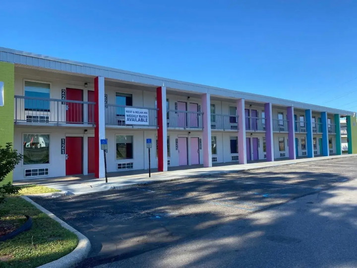 Rest And Relax Inn - Florida