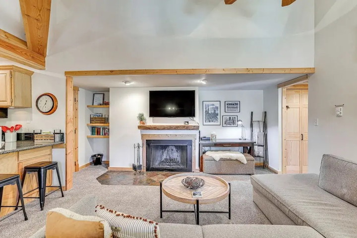 Ski Shuttle & Mountain Views: Keystone Resort Home - 基斯通