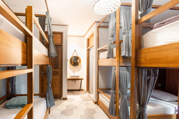 Interconnection Hostel - Denpasar