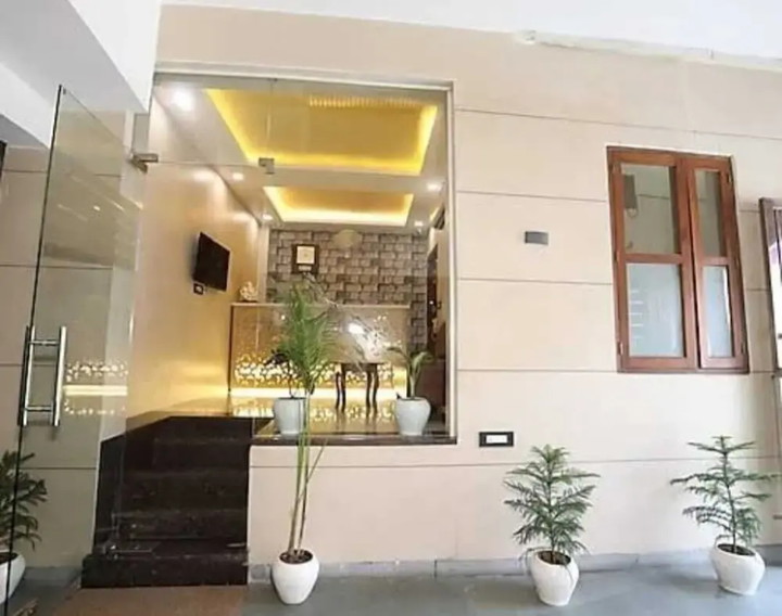 Lavit Hotel - Faridabad