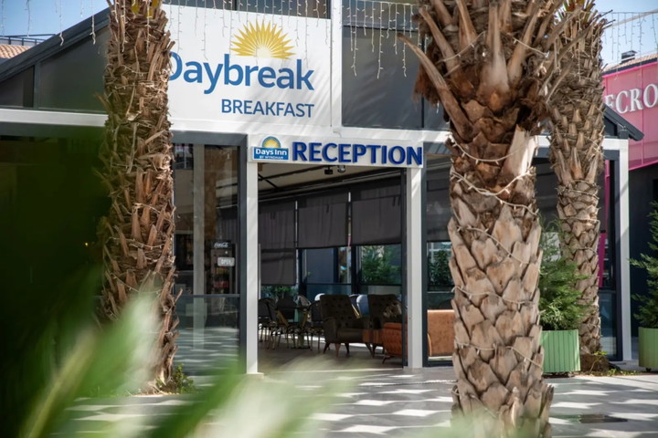 Days Inn By Wyndham Alanya - Kleopatra Beach