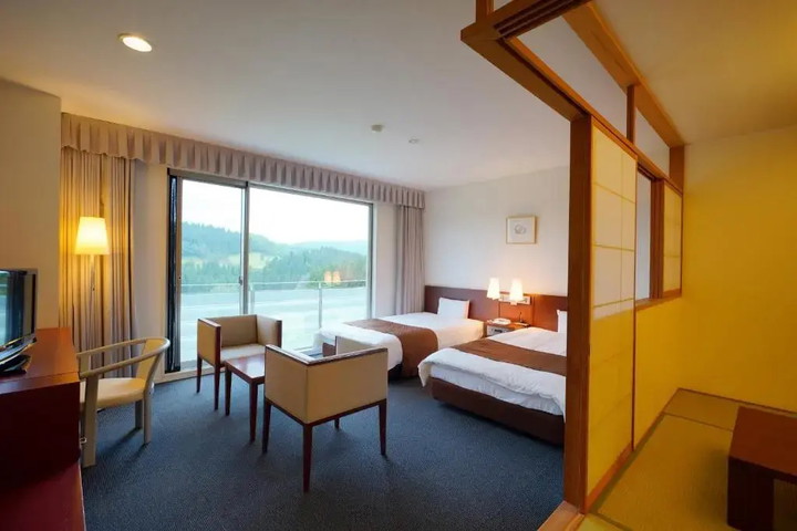 Menard Aoyama Resort Hotel Schönvert - 津市