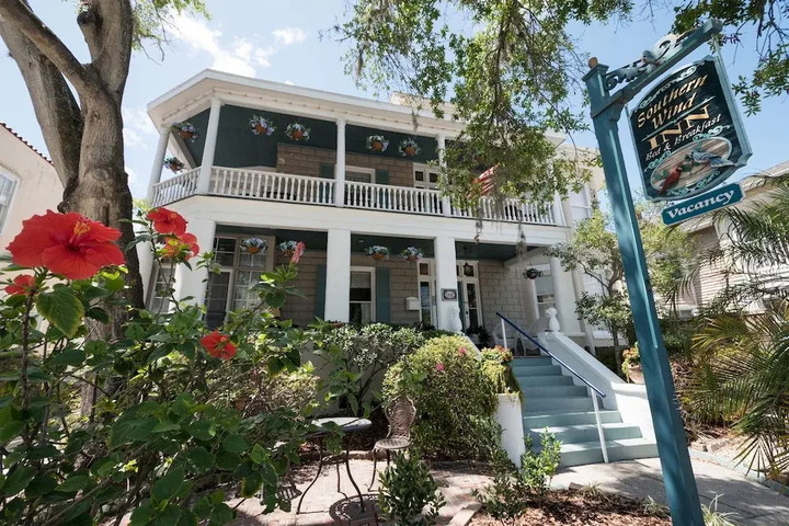 Southern Wind Inn Bed & Breakfast - St. Augustine, FL
