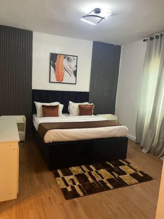 Florence Hotel And Suites - Benin City
