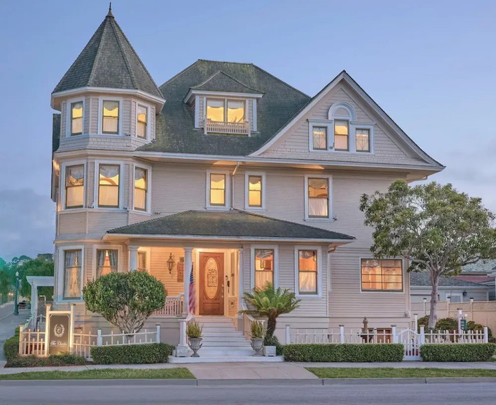 The Charles Pacific Grove - Artfully Designed Inclusive Inn - モントレー, CA