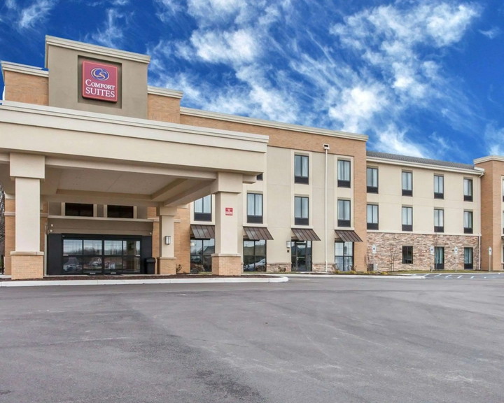 Comfort Suites Youngstown North - Youngstown, OH