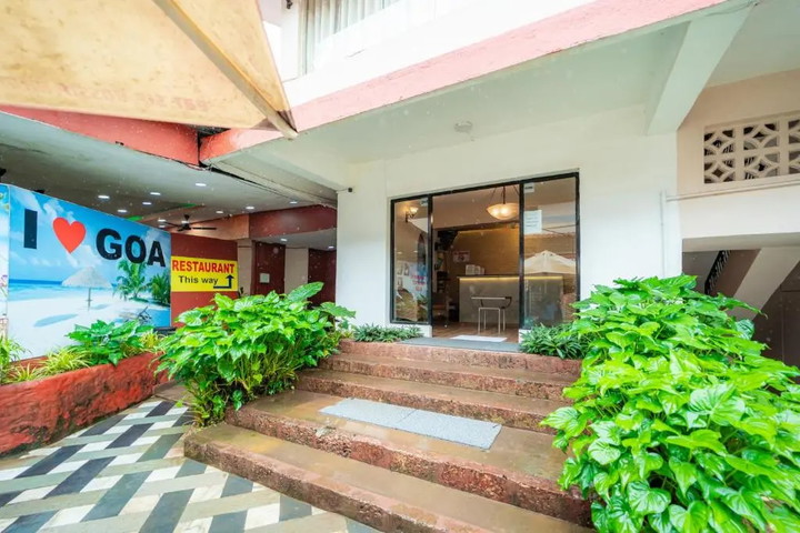 Treebo Sunshine Beach Resort With Swimming Pool - Anjuna