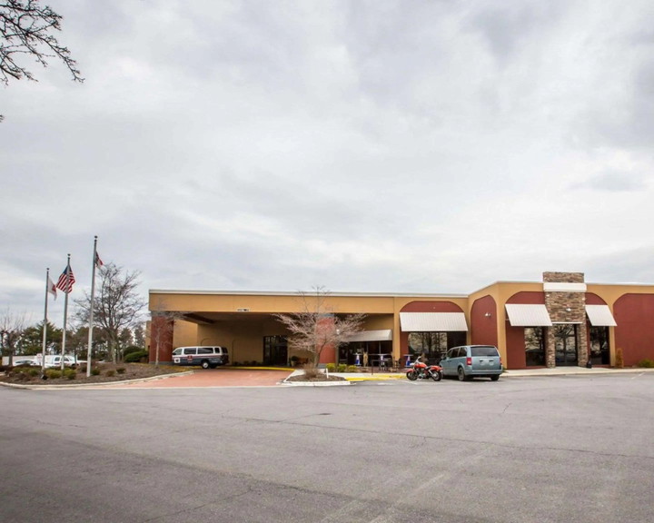Clarion Inn Asheville Airport - North Carolina