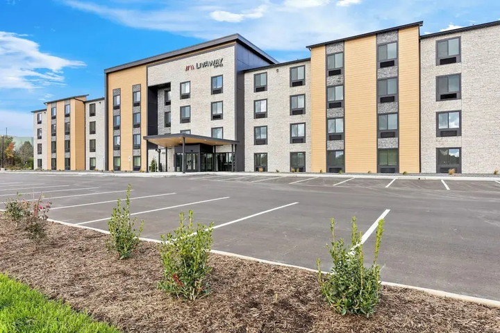 Livaway Suites Nashville- Smyrna - Smyrna, TN