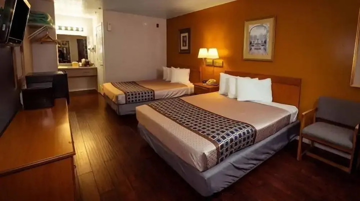 King Resort - Ridgedale, MO