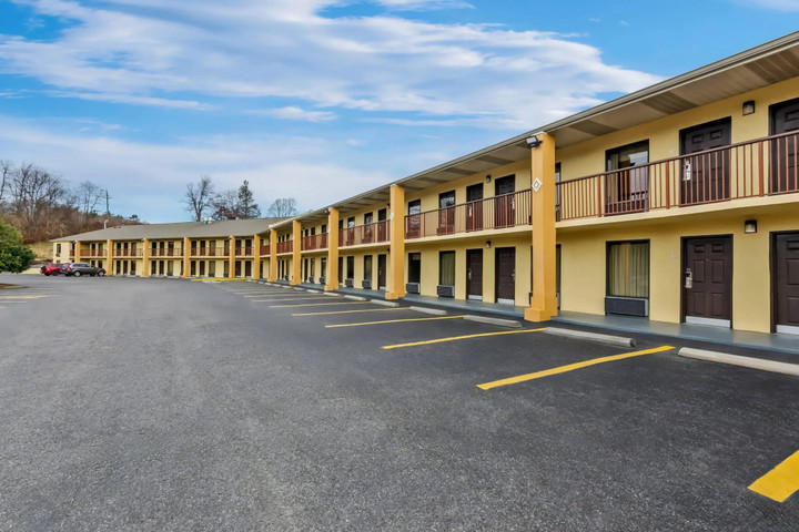 Quality Inn Hillsville - Hillsville, VA