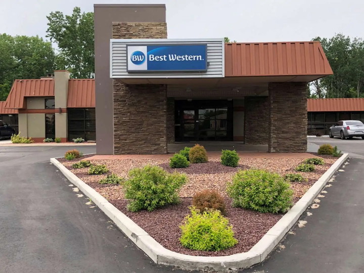 Best Western Gateway Adirondack Inn - Utica, NY