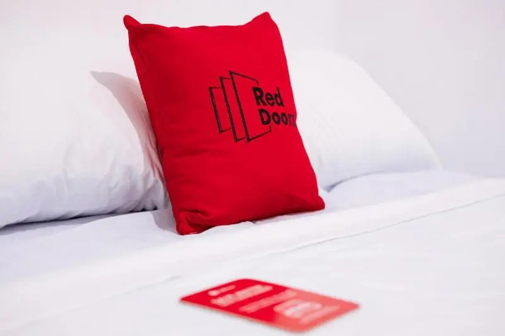 Reddoorz Near Colgante Bridge Naga City - Naga