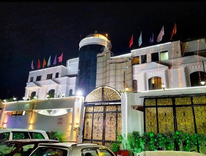 Hotel Mandakini Royal - Kanpur