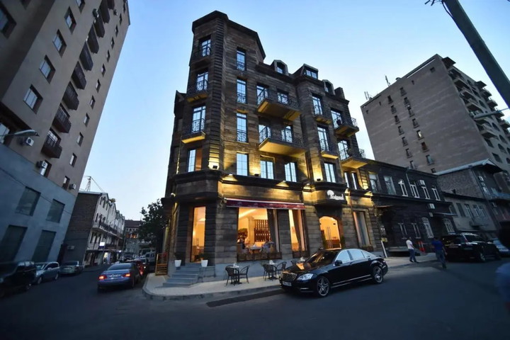 Boulevard Hotel - Ereván