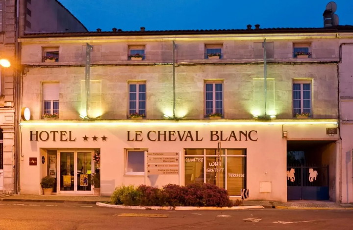Citotel Le Cheval Blanc - Charente
