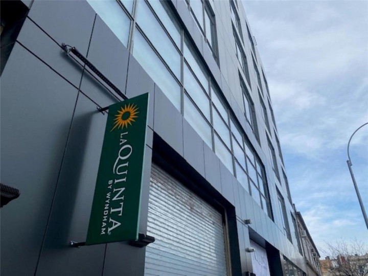 La Quinta Inn & Suites By Wyndham Queens Nyc/jfk Airtrain - Great Neck