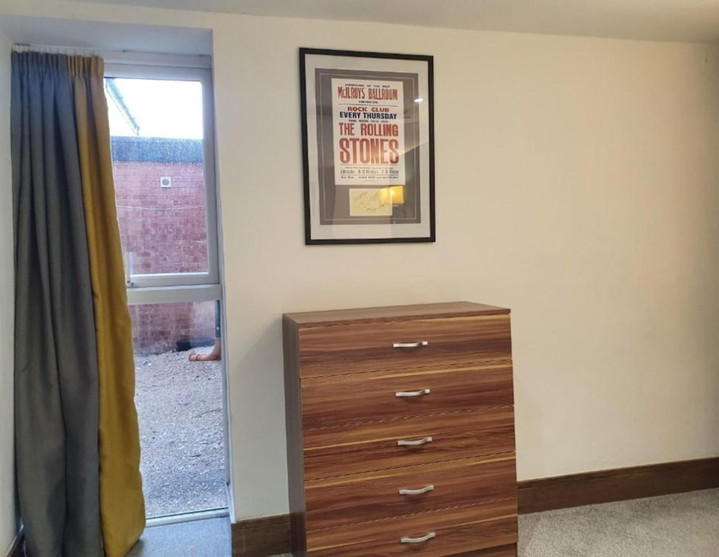 Oyo Studio @74 - Swindon