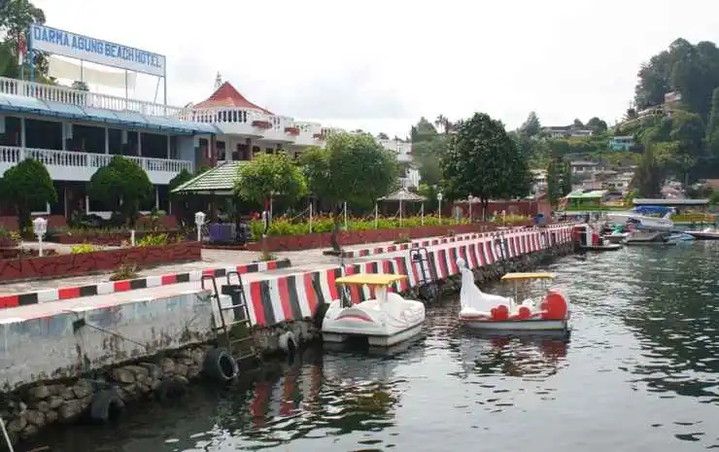 Darma Agung Beach Parapat - Medan