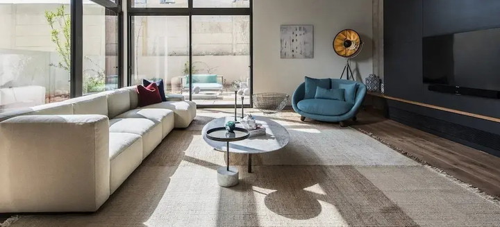 Levee - Tel Aviv