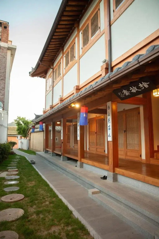 Navijam Hanok Hotel - Jeonju-si