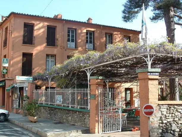 Hotel Les Glycines - Pyrenees