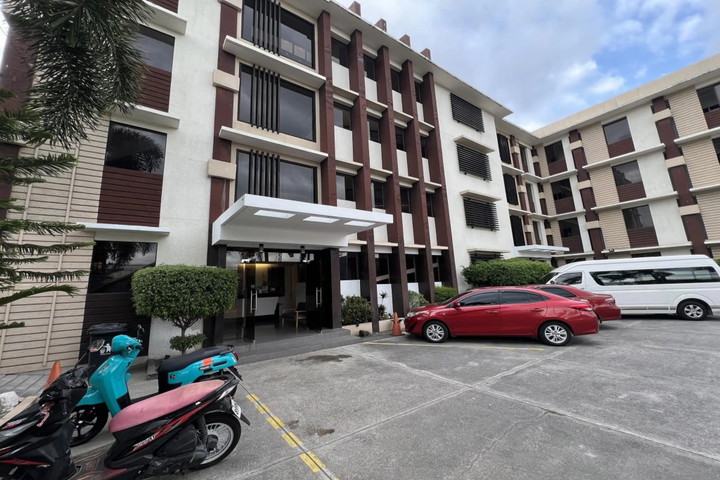 At The Pad Hotel And Resort - Mabalacat