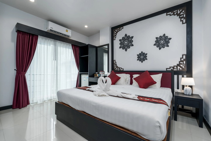 Sunray Beach Hotel - Pa Tong