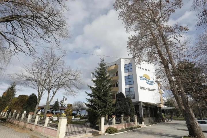 Hotel 1 Maji - Lake Ohrid