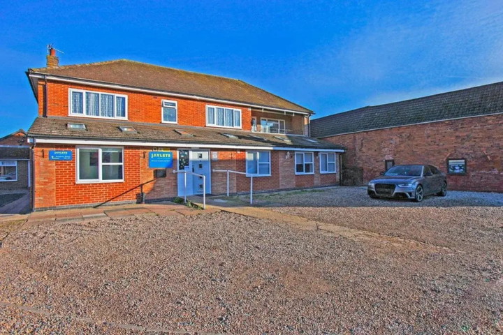 Oyo Aparthotel Hathern - Derbyshire
