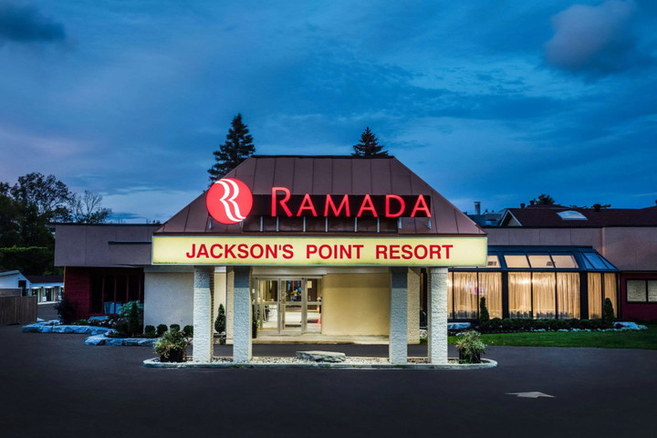 Ramada By Wyndham Jacksons Point - Georgina