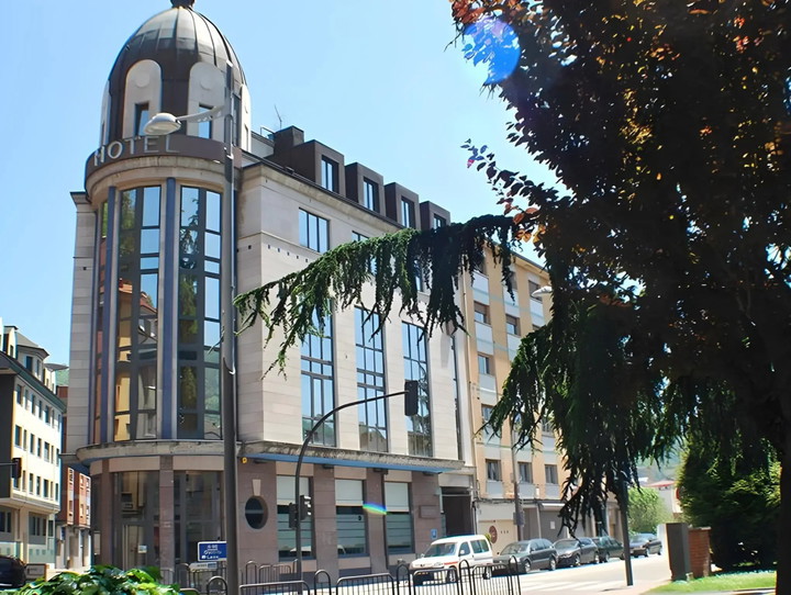 Hotel Mieres Del Camino - Mieres del Camino