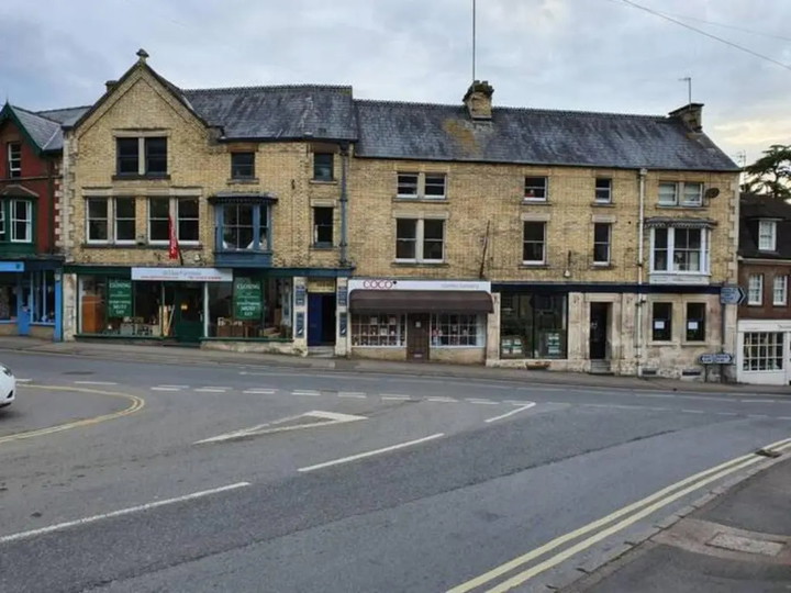 Stylish Town Centre Apartments - Nailsworth