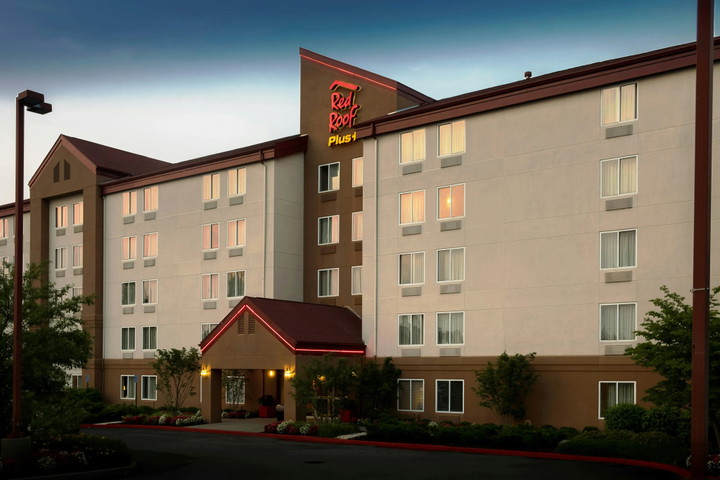 Red Roof Inn Plus+ Long Island - Garden City - State of New York