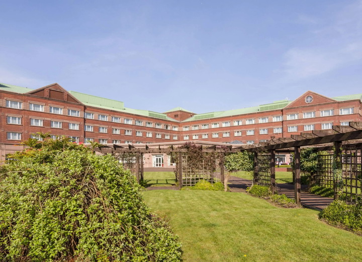 Golden Jubilee Hotel - Glasgow