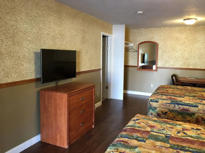 Budget Inn - Jefferson City, MO