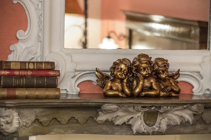Swiss Historic Hotel Villa Carona - Canton Ticino