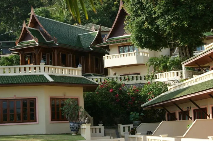 Prince Edouard Apart-hotel - Pa Tong
